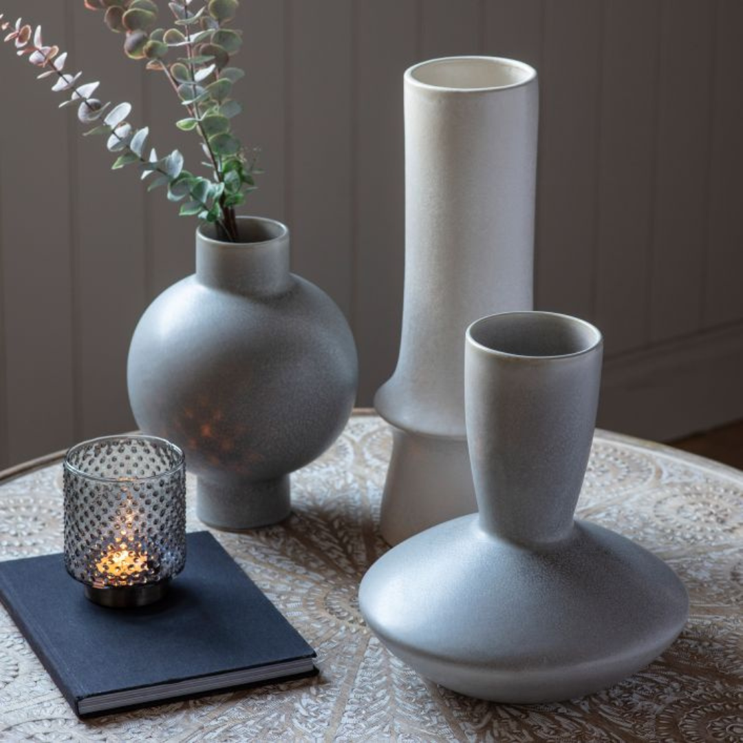 The Mayfair White Stoneware Vase – Fluid Home Interiors